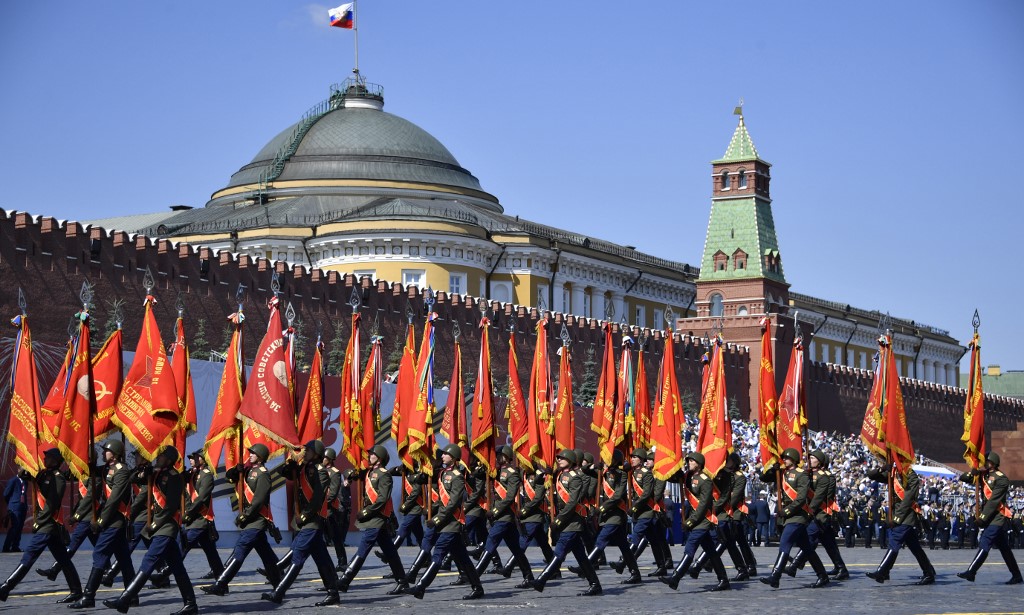 Russians Hold WWII Parade at Moscow's Red Square | Al Bawaba