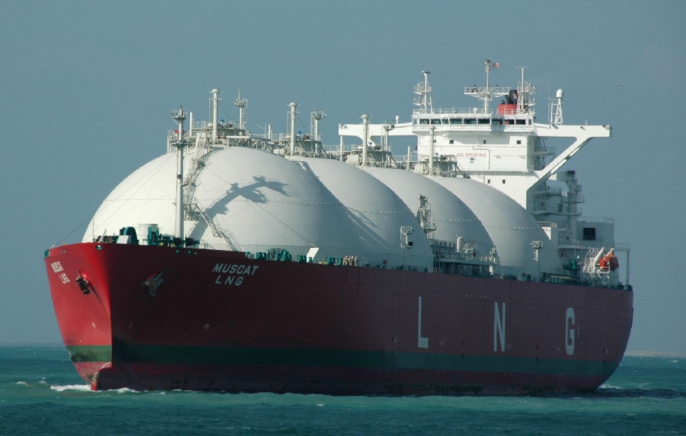 LNG giant Qatar Petroleum to merge RasGas and Qatargas | Al Bawaba