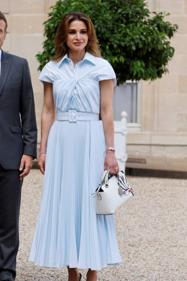 Queen Rania outfits and fashion over the years | Al Bawaba
