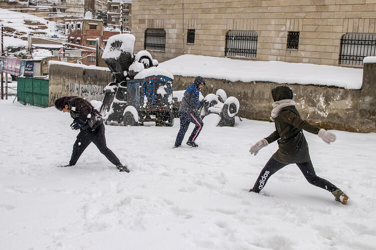 In Pictures: Major Snowstorm Hits Amman, Jordan | Al Bawaba