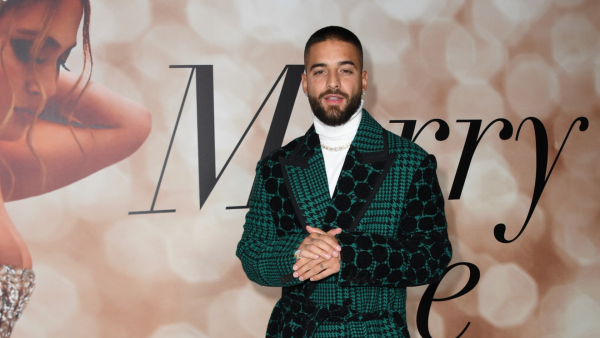 Fan Gifts Maluma her Bra | Al Bawaba