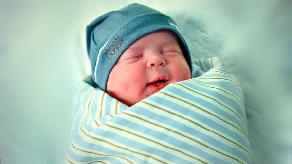 Burjeel Hospital Welcomes the First Baby Born on Eid Al Adha in Abu ...