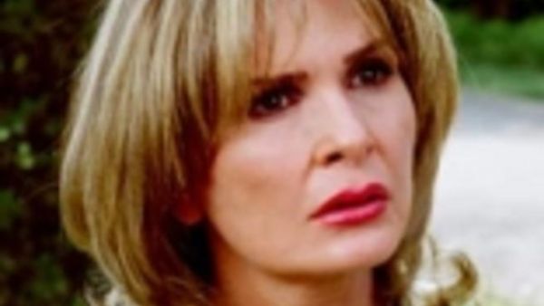 Yusra won’t turn down Algerian award | Al Bawaba