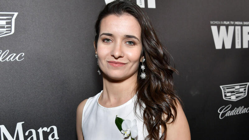 Waad Al kateab Wears Beautiful Arabic Poetry Gown to The Oscars | Al Bawaba