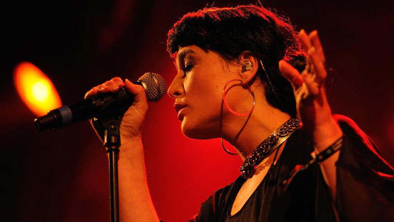 Jessie Ware Offically Uncovers New Album What's your Pleasure? | Al Bawaba