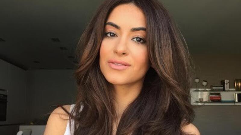 Sarah Angius Who Expects Baby Shares What it is Like to be Stuck at ...