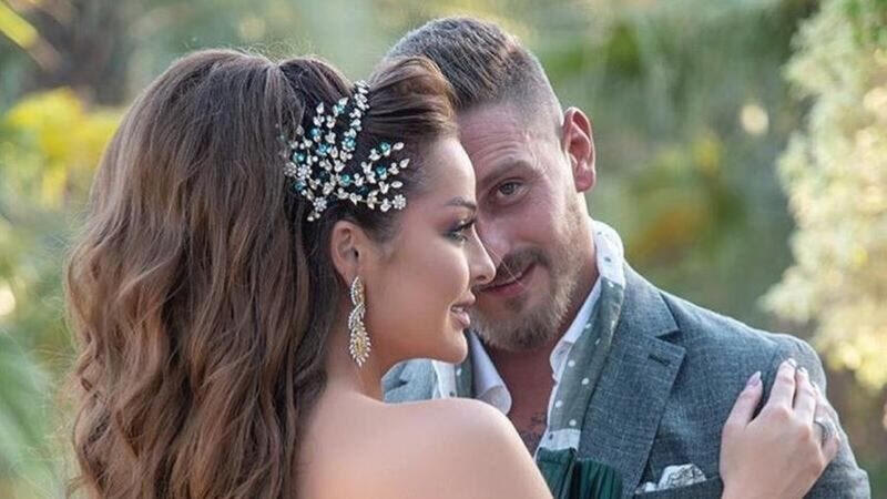 What Jordanian Traditions? Zain Karazon Slammed for Kissing Her Fiancé ...