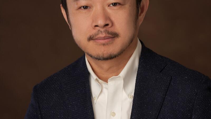 World's first graduate-level AI university appoints world-renowned ...