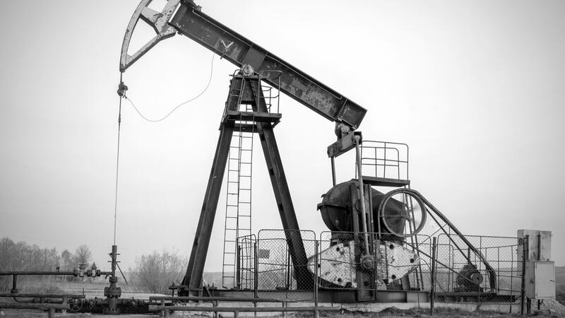 Abu Dhabi Hypes up Rare Video Documenting Its First Oil Discovery | Al ...