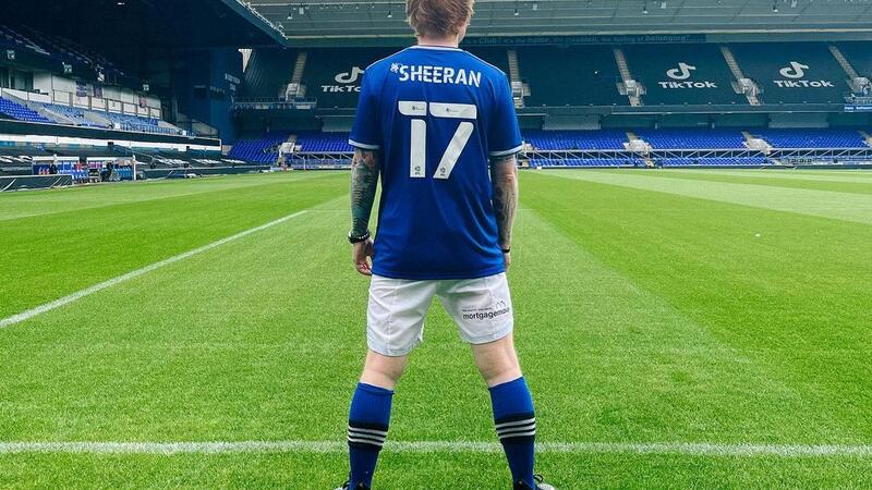 Ed Sheeran Performs for the England Football Team to Cheer Them up | Al ...