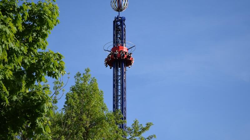 Teenager Falls to His Death From 'Free Fall' Thrill Ride at Florida ...