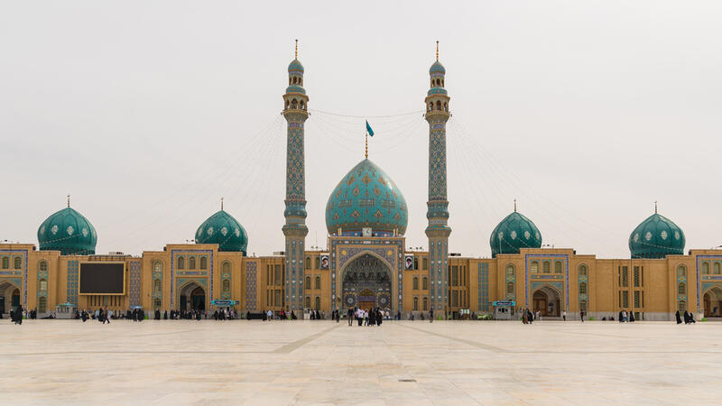 Declaration of war! Iran's red flag of revenge | Al Bawaba