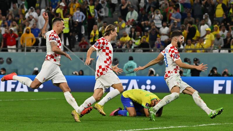 Croatia beat Brazil on penalties to reach World Cup semis