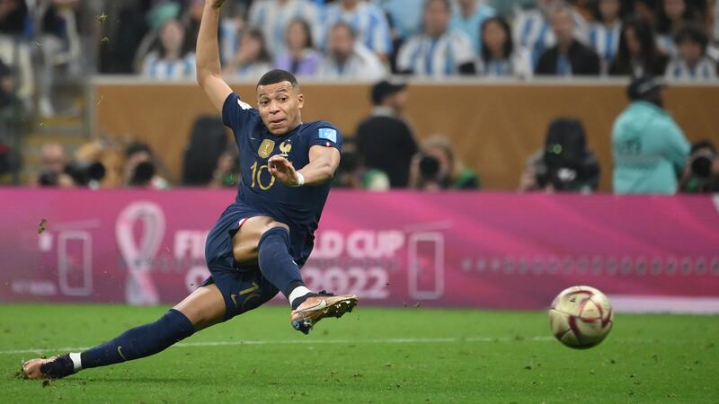 Mbappe wins World Cup Golden Boot with eight goals | Al Bawaba