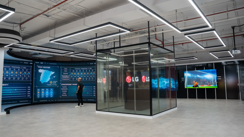 LG opens interactive business innovation center in Dubai | Al Bawaba