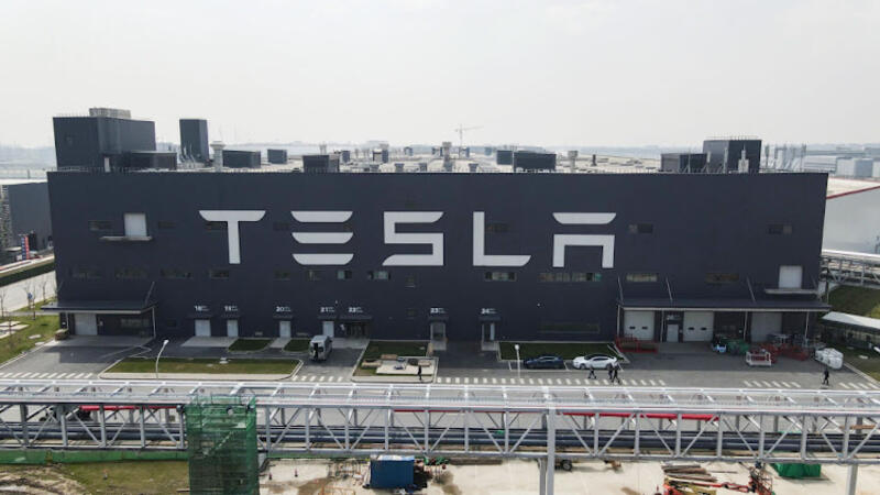 Tesla builds battery factory in Shanghai | Al Bawaba