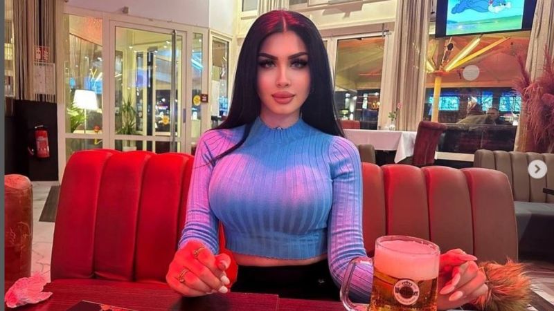 الاباحية العراقية ميرا نوري تتفوق على مواطنتها الينا انجل | البوابة