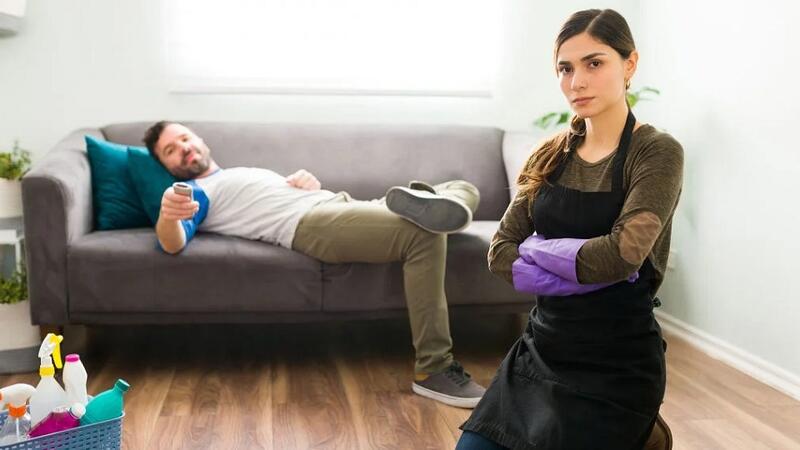 Pew: Unequal household tasks among US couples | Al Bawaba