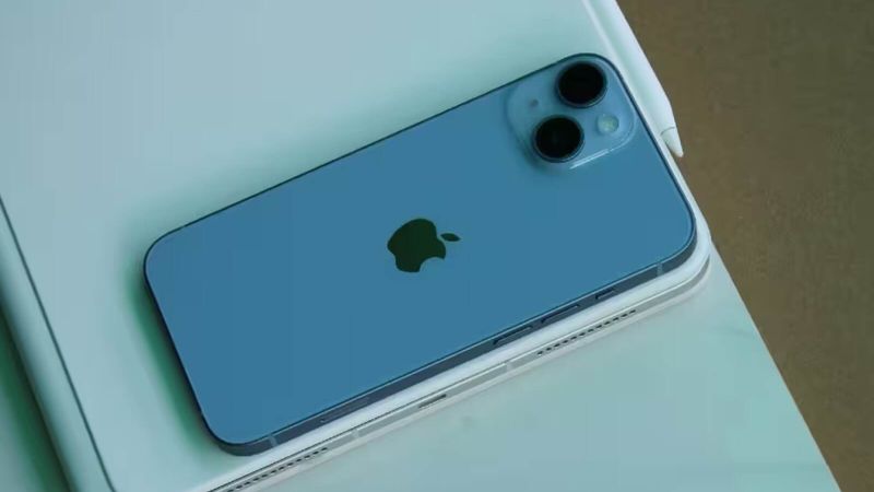Apple's upcoming iPhone 15 series to feature unique dark blue color ...