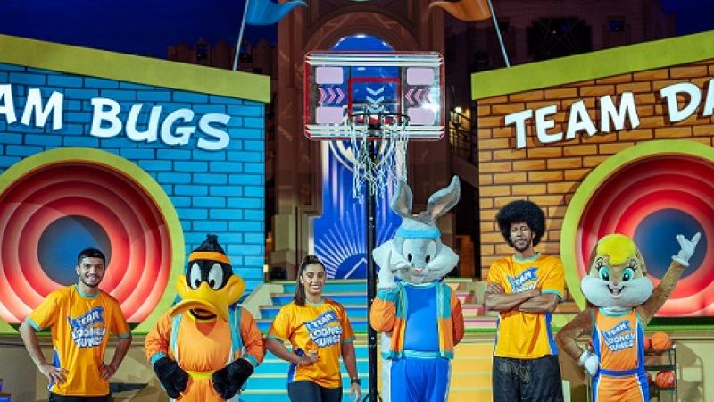 Join the fun with Team Looney Tunes in an all-new stage show at Warner ...