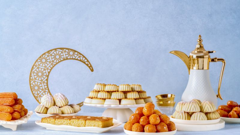 Traditional Eid al-Fitr foods and sweets to try out | Al Bawaba