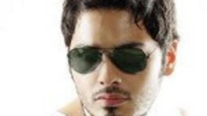 Rami Ayash sings for the Lebanese Red Cross | Al Bawaba