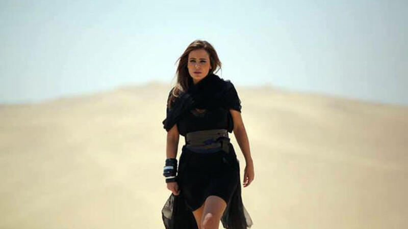 Carole Samaha breaks the bank, brings us new nationalist clip | Al Bawaba