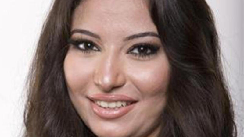 Ghada Rajab sings for Egypt | Al Bawaba