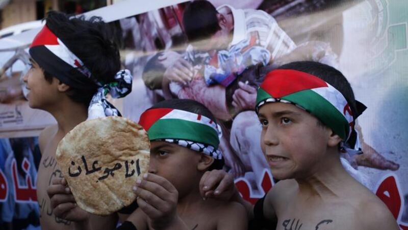 Syria: Four Yarmouk residents die from starvation despite aid ...