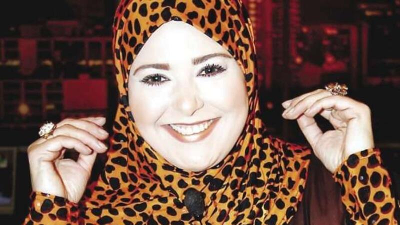 Apostate or good actress? Sabreen gives Islamic hijab a bad name by ...