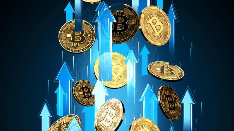 Crypto News Recap: Bitcoin Soars to $42K, Total Market Cap Hits New All ...