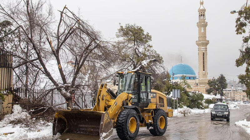 Amman: Snowball Fights But Much Devastation | Al Bawaba