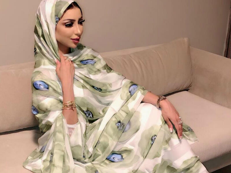 Check Dunia Batma's Pictures in an Attractive Desert Look | Al Bawaba