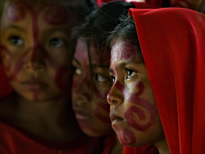 Wayuu Girls Perform The Yonna Traditional Dance | Al Bawaba