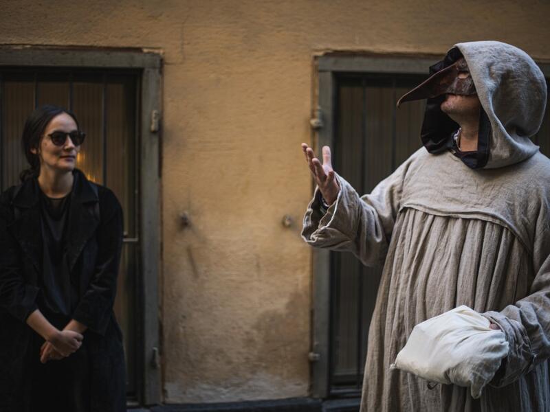 From Black Death to Cholera: Swedish Guide Tours Pandemic Places | Al ...