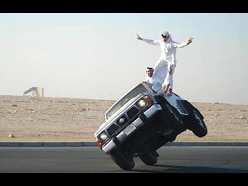 Saudi Arabia's Famous 'Sidewalk Skiing, Drifting' | Al Bawaba