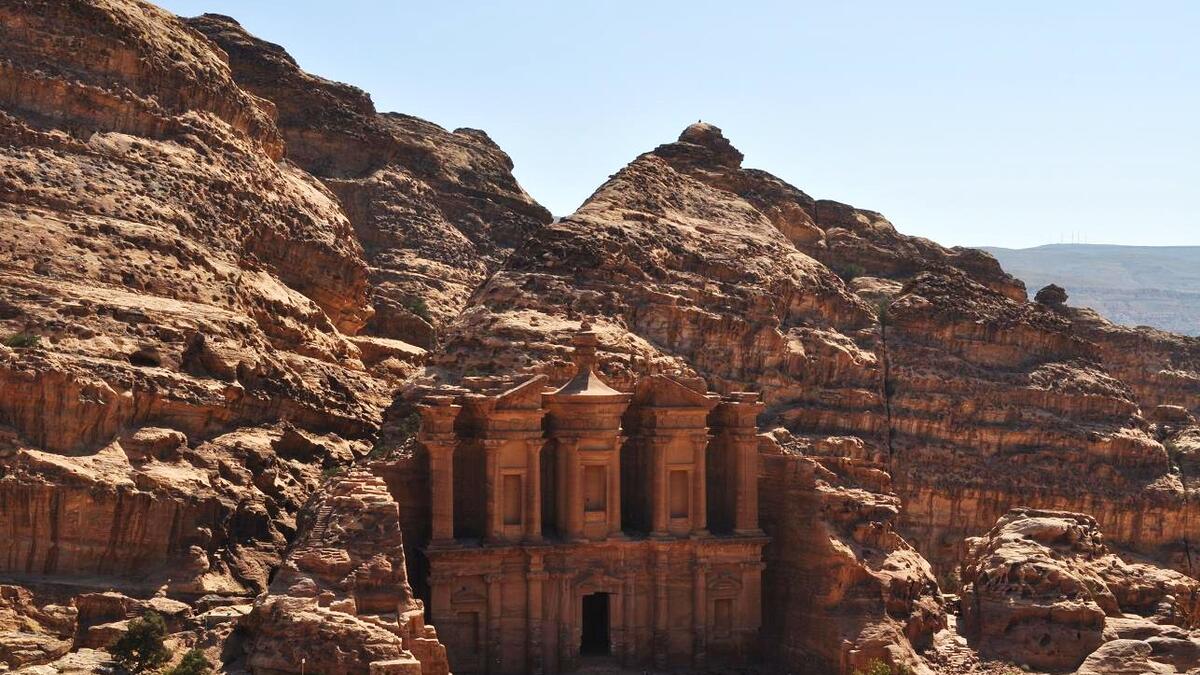 Seven magnificent hikes in the Middle East | Al Bawaba