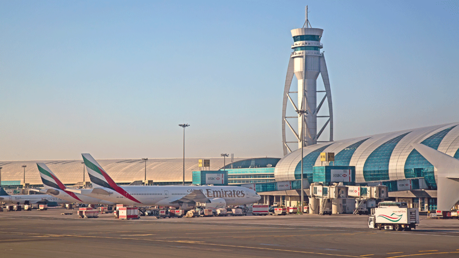 All You Need to Know About Dubai International Airport Runway Closure ...