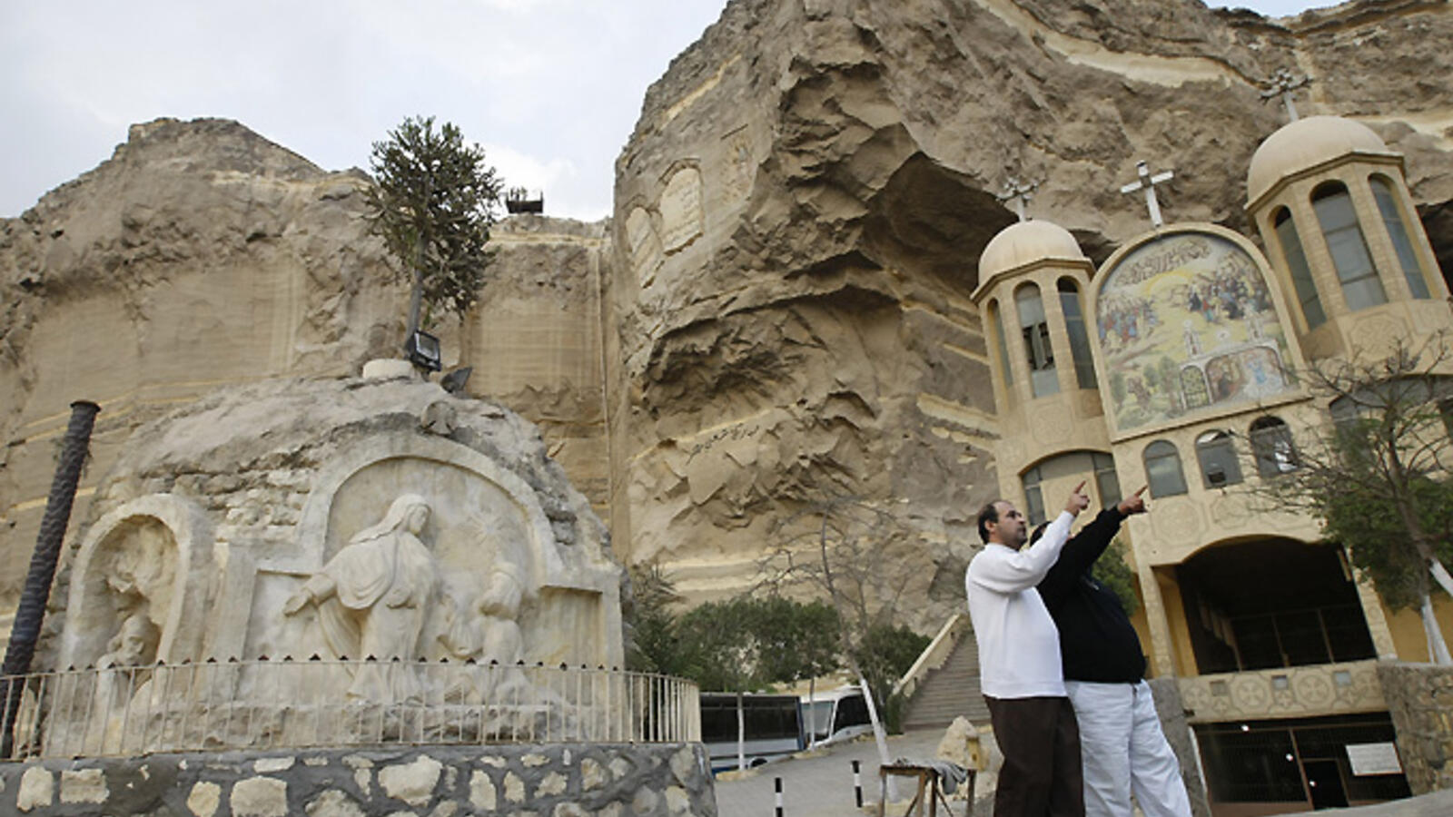 Egyptian Coptic church, government come to agree on church building ...