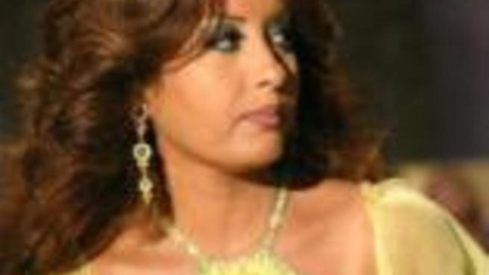 Latifa and Mayada sing for Syria | Al Bawaba