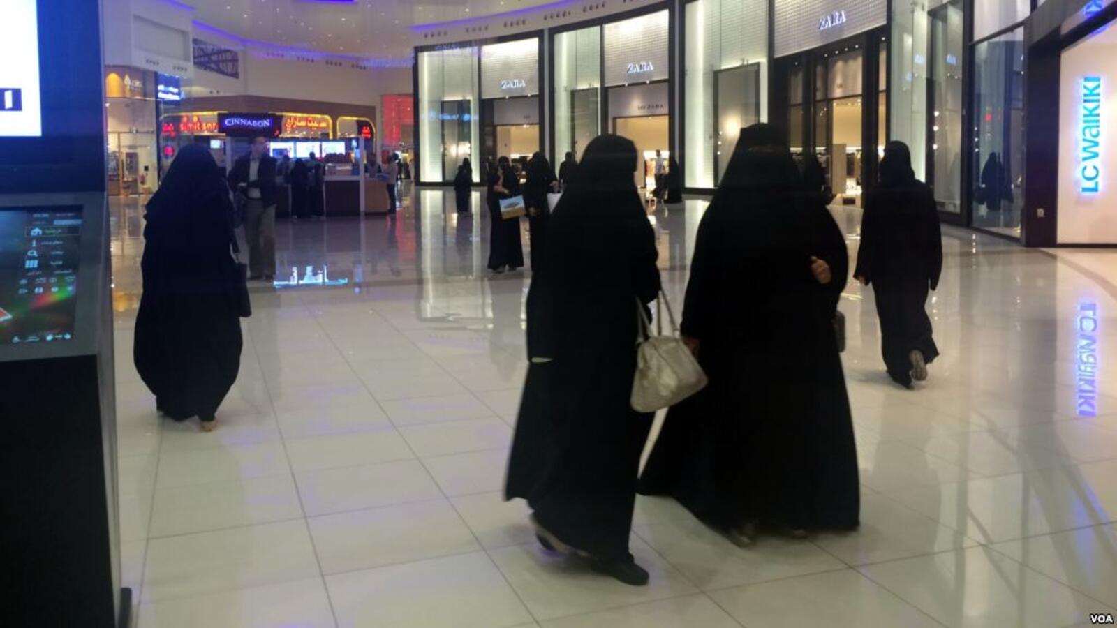Saudization Success: Jeddah’s Malls Achieve 40 Percent Saudization | Al ...