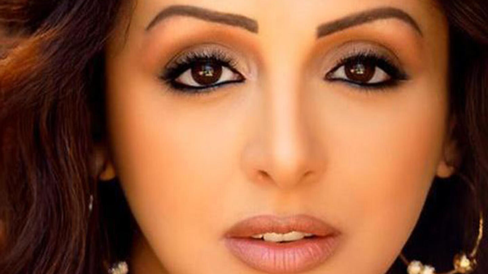 A whole new Angham: Egyptian singer turns into a Lebanese romantic ...
