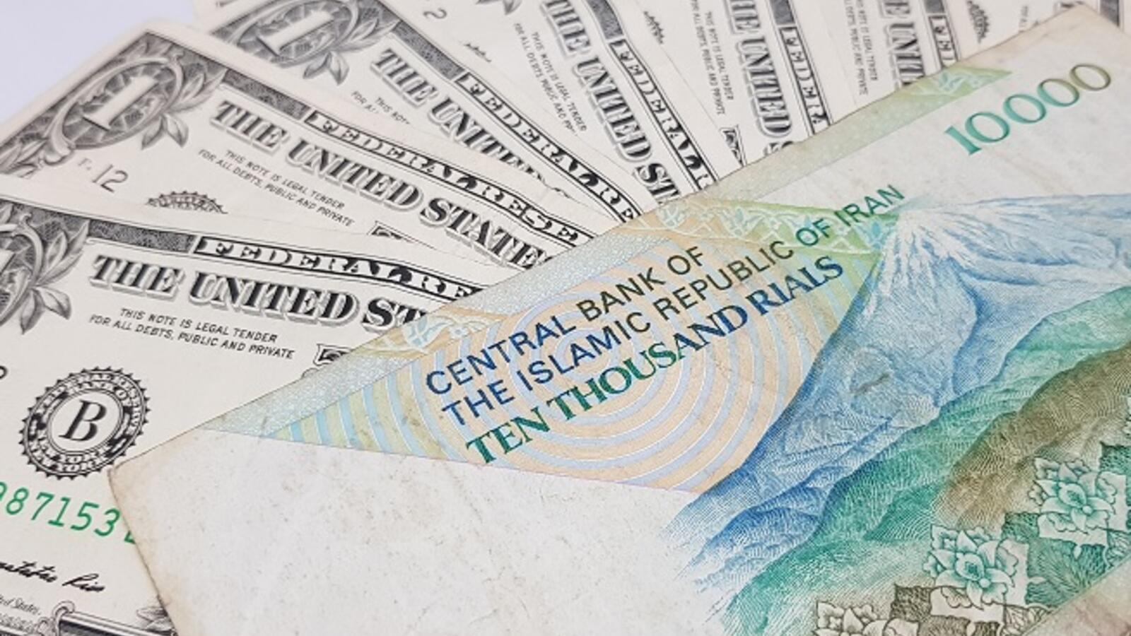 Iranian Rial Deteriorates Against Dollar Al Bawaba Iranian Rial Deteriorates Against Dollar Al Bawaba