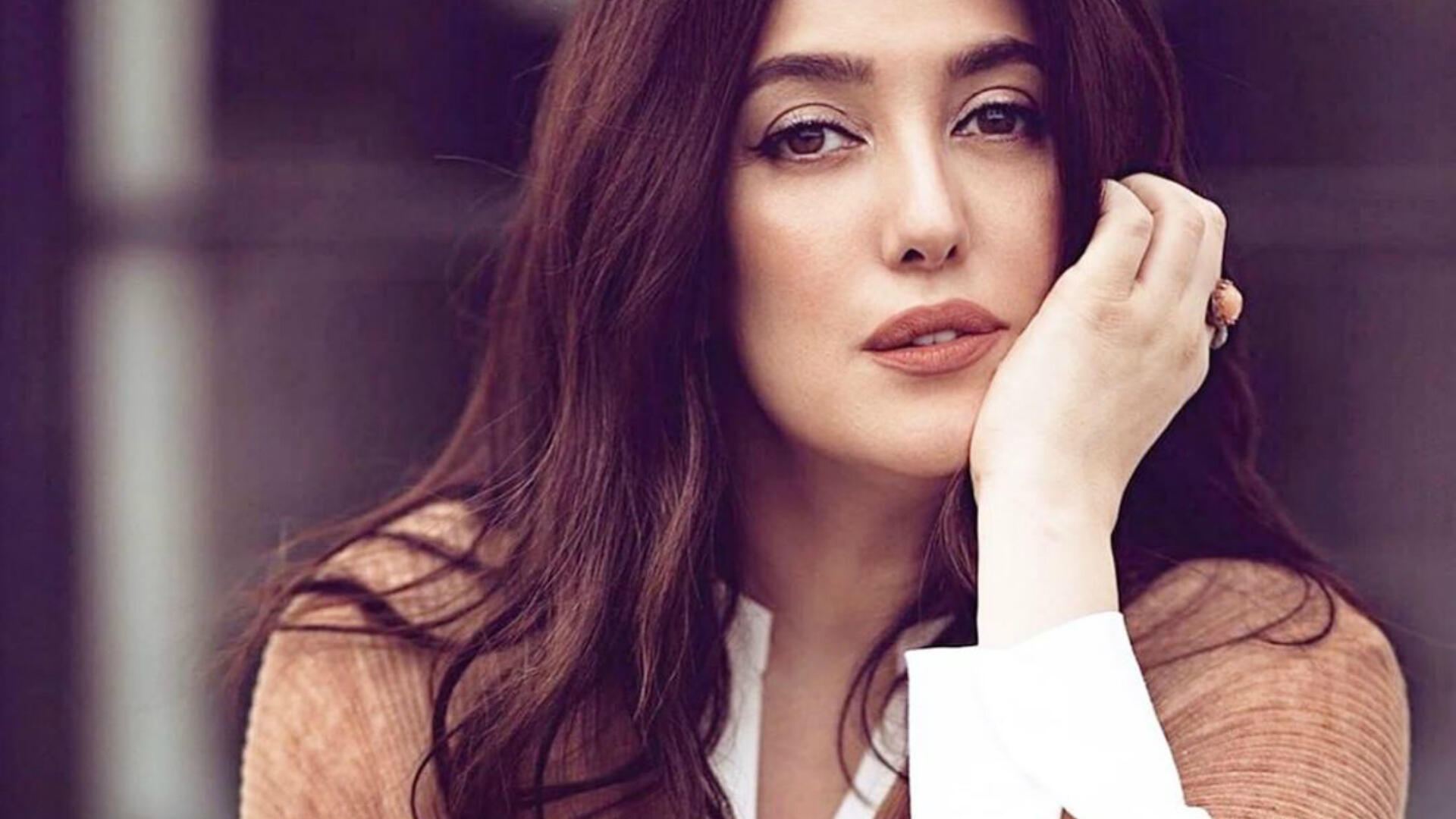 'I Don't Let Them Touch My Daughter' Kinda Alloush Accused of Racism ...