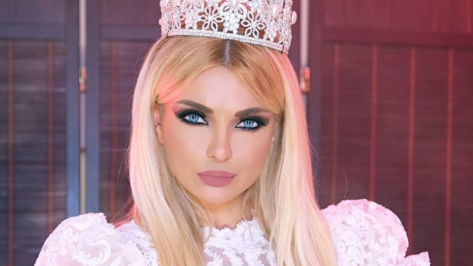Myriam Klink Calls for Killing Her Ex in This Bloody Image! Watch | Al ...