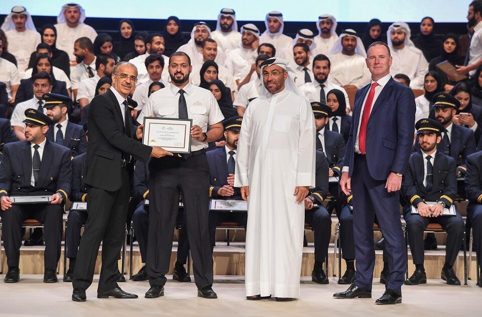 Etihad Celebrates Graduation of 140 UAE Nationals in Specialised ...