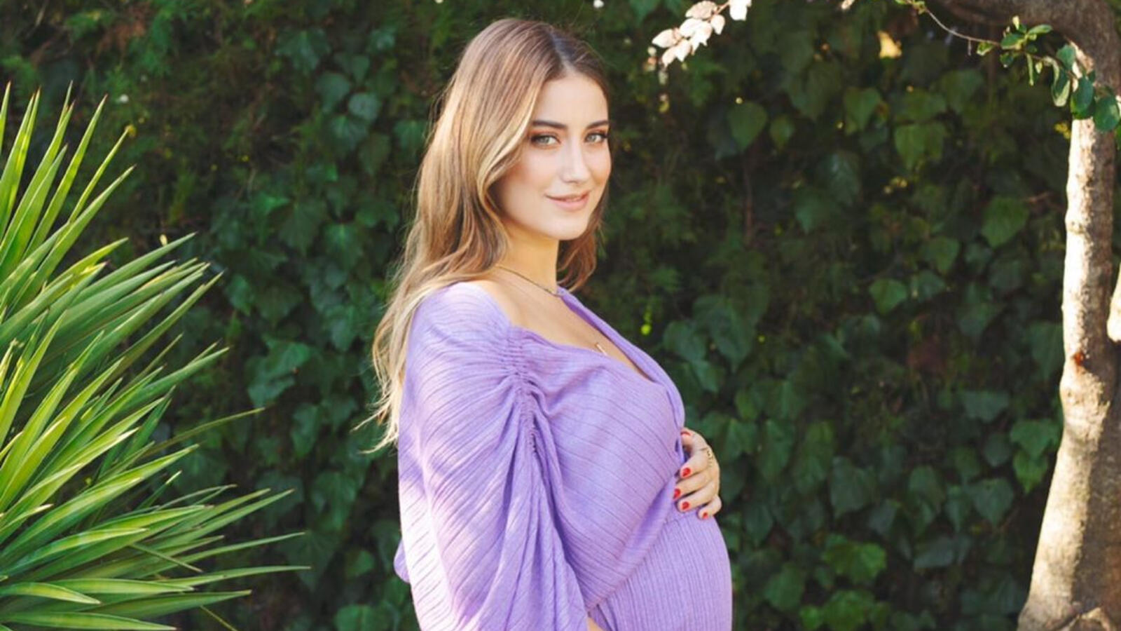 Hazal Kaya Gives Birth to Her First Child.. and Reveals His Name! | Al ...
