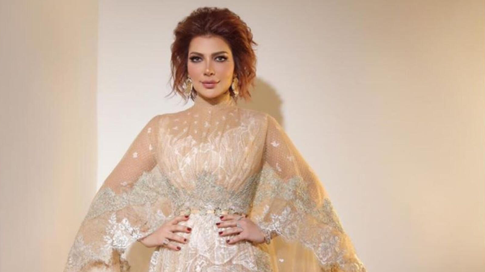 Very Emotional! Assala Cries in Saudi Concert.. Did She Separate From ...