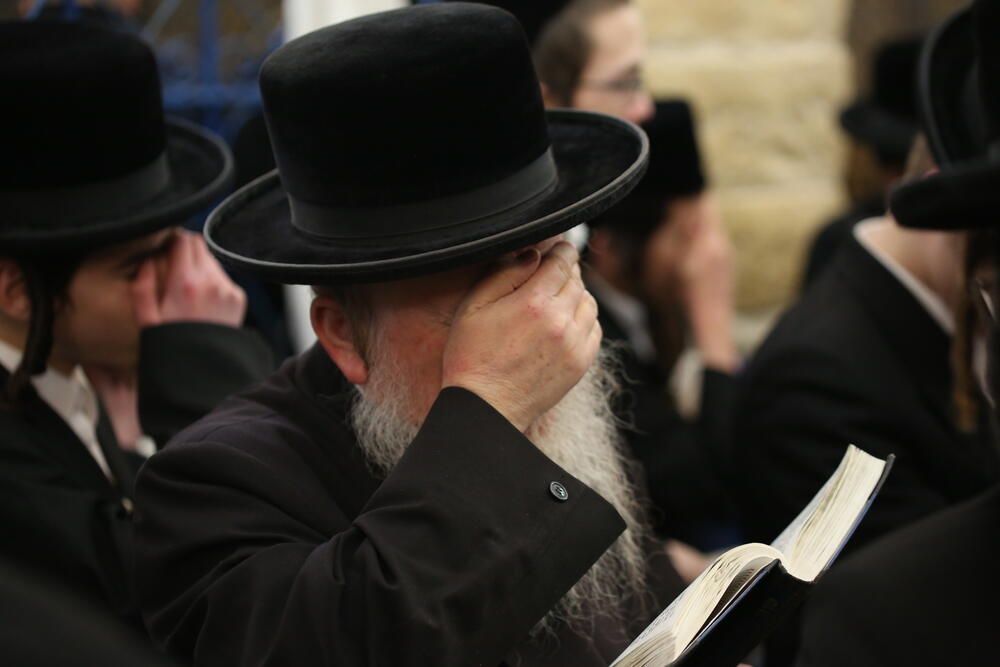 Rabbi Left 'Bleeding and Dazed' After London Anti-Semitic Assault | Al ...