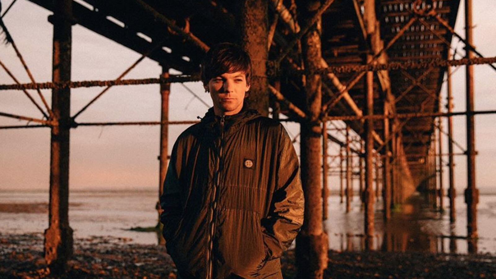 Louis Tomlinson Remembers One Direction in New Emotional Music Video ...